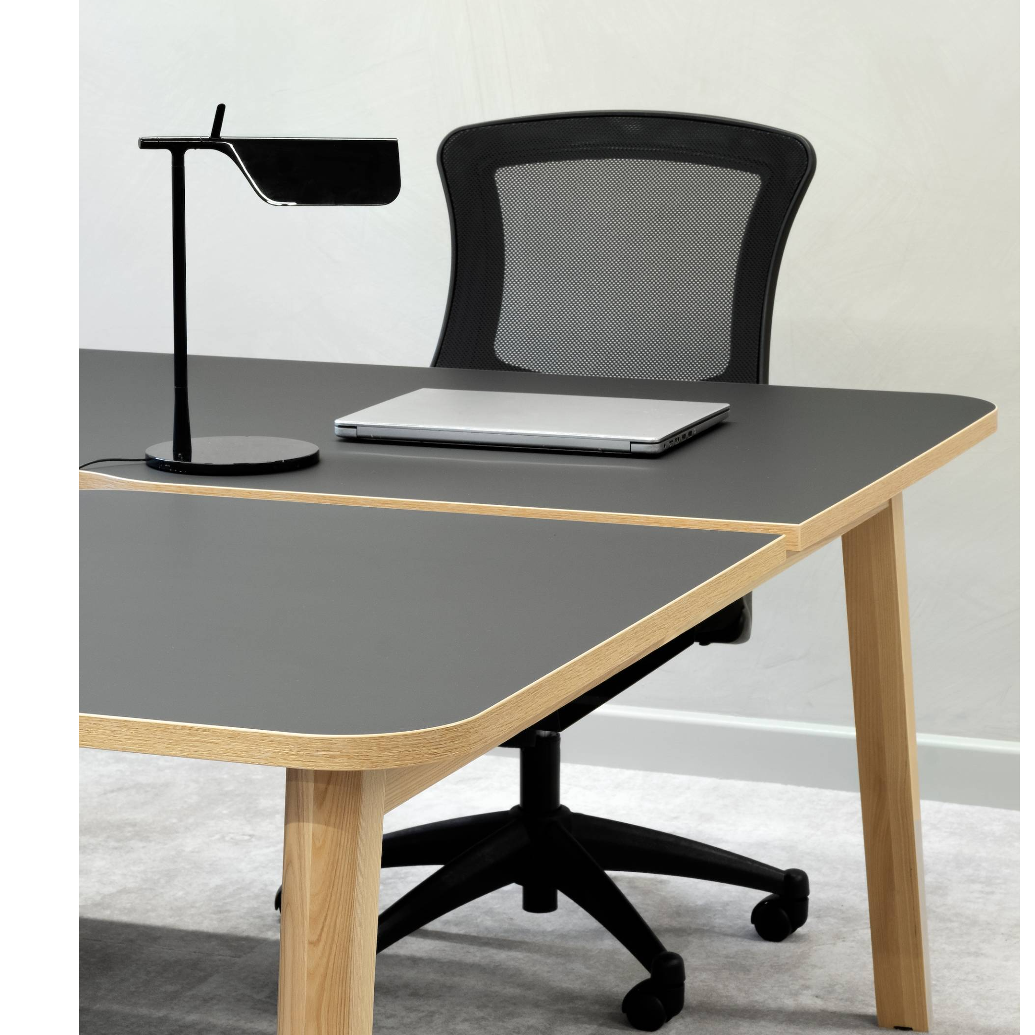 HÛT Architecture - Capital 23 Offices